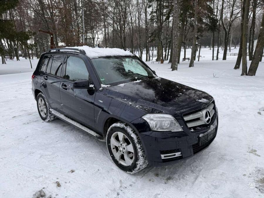 Zils Mercedes-Benz glk-200 2011 Kauņa, ar dzinēja tilpumu 2.14 L un nobraukumu 290 tūkst. km par 7750 €, foto 1 vietnē AUTOMOTO.COM.LV