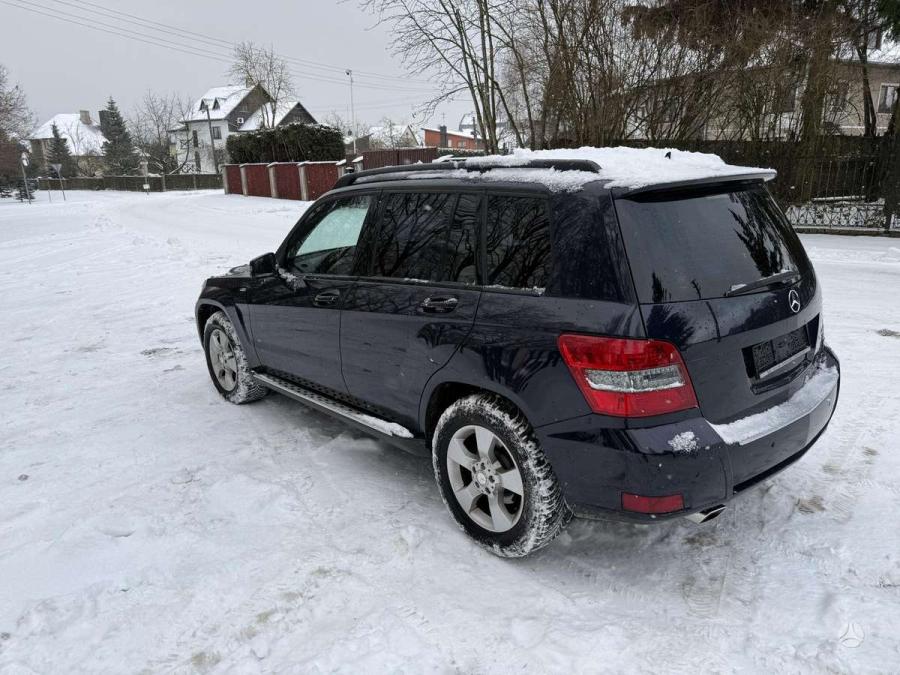 Zils Mercedes-Benz glk-200 2011 Kauņa, ar dzinēja tilpumu 2.14 L un nobraukumu 290 tūkst. km par 7750 €, foto 3 vietnē AUTOMOTO.COM.LV