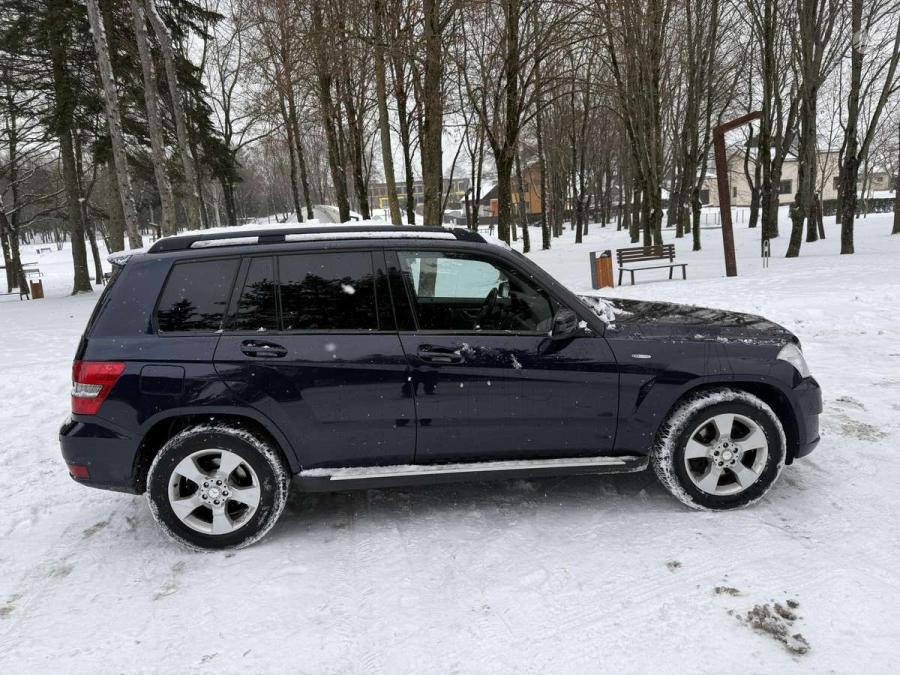 Zils Mercedes-Benz glk-200 2011 Kauņa, ar dzinēja tilpumu 2.14 L un nobraukumu 290 tūkst. km par 7750 €, foto 4 vietnē AUTOMOTO.COM.LV