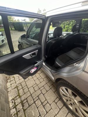 Mercedes-Benz glk-200 2010 in Kaunas, with an engine capacity of 2.20 L and mileage of 360 thousand km for 5500 €, photo 13 on AUTOMOTO.COM.LV