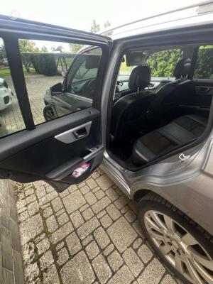 Pelēks Mercedes-Benz glk-200 2010 Kauņa, ar dzinēja tilpumu 2.14 L un nobraukumu 360 tūkst. km par 5200 €, foto 13 vietnē AUTOMOTO.COM.LV