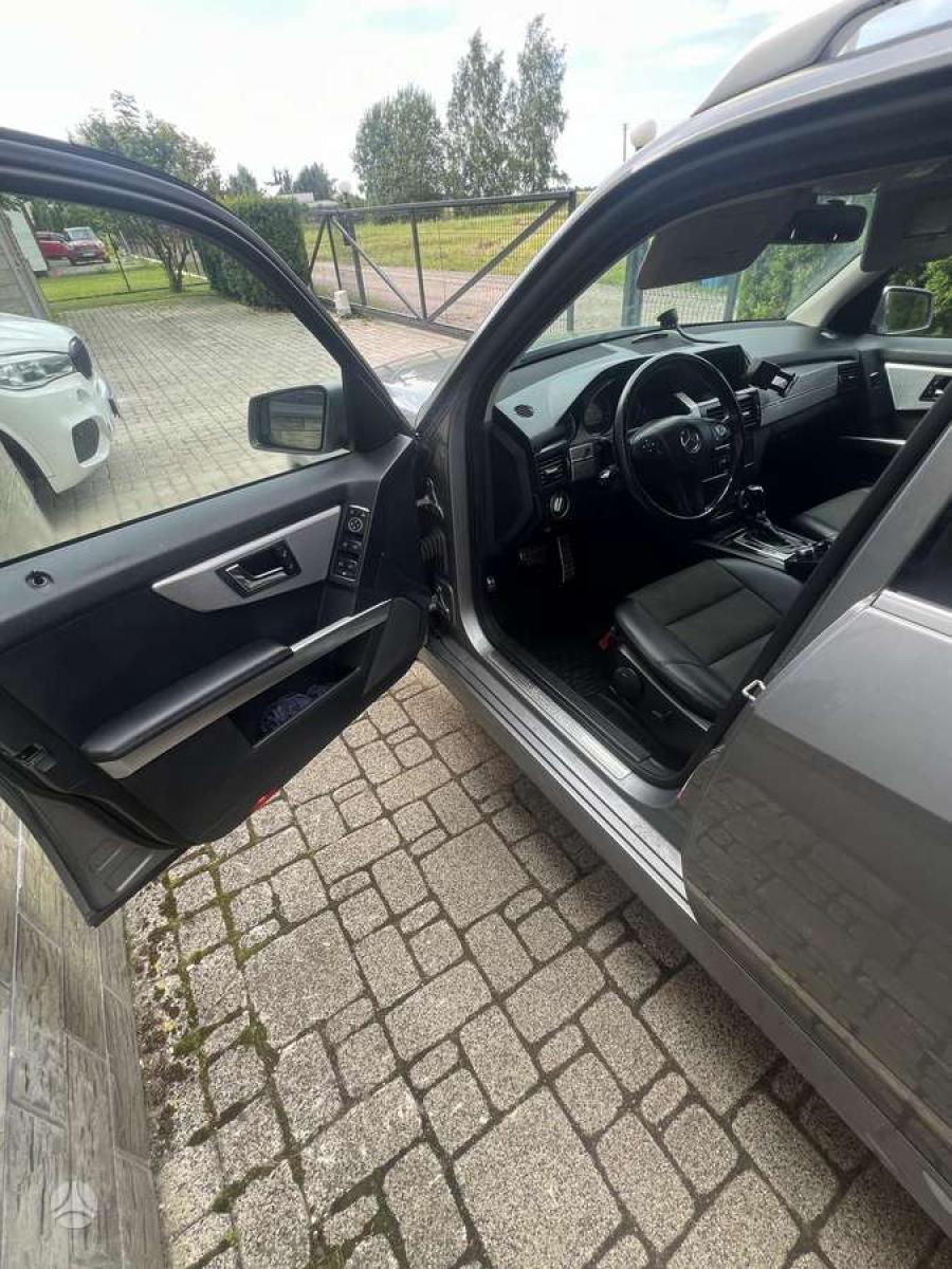 Pelēks Mercedes-Benz glk-200 2010 Kauņa, ar dzinēja tilpumu 2.14 L un nobraukumu 360 tūkst. km par 5200 €, foto 15 vietnē AUTOMOTO.COM.LV
