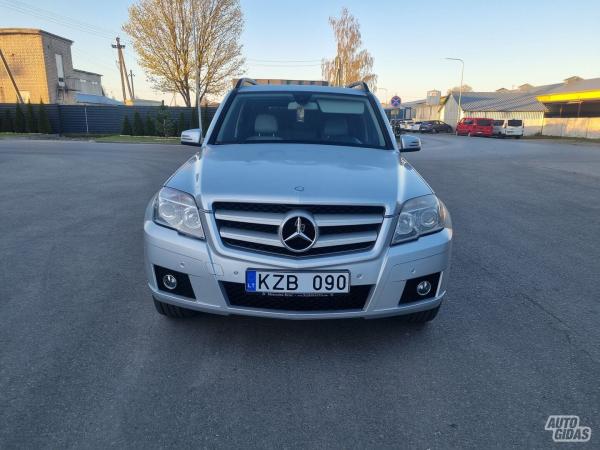 Grey Mercedes-Benz glk-200 2011 in Taurage, with an engine capacity of 2.10 L and mileage of 290 thousand km for 6550 €, photo 2 on AUTOMOTO.COM.LV