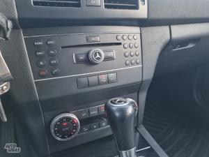 Pelēks Mercedes-Benz glk-200 2011 Tauragė, ar dzinēja tilpumu 2.10 L un nobraukumu 290 tūkst. km par 6450 €, foto 23 vietnē AUTOMOTO.COM.LV