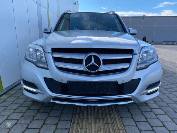 Grey Mercedes-Benz glk-200 2012 in Raseiniai, with an engine capacity of 2.14 L and mileage of 160 thousand km for 10300 €, photo 8 on AUTOMOTO.COM.LV