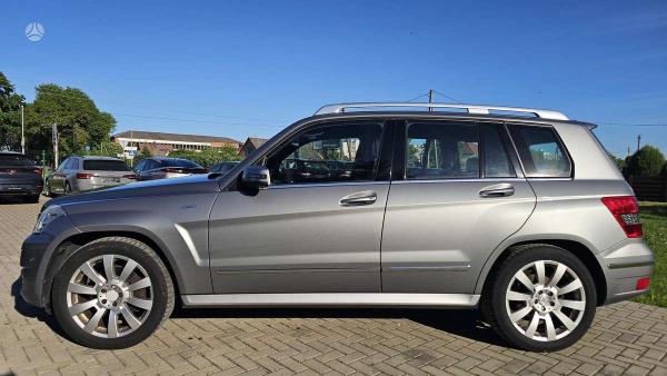 Pelēks Mercedes-Benz glk-200 2012 Prienai, ar dzinēja tilpumu 2.14 L un nobraukumu 199 tūkst. km par 9599 €, foto 4 vietnē AUTOMOTO.COM.LV