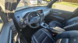 Grey Mercedes-Benz glk-200 2012 in Prienai, with an engine capacity of 2.14 L and mileage of 199 thousand km for 9599 €, photo 10 on AUTOMOTO.COM.LV