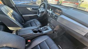 Grey Mercedes-Benz glk-200 2012 in Prienai, with an engine capacity of 2.14 L and mileage of 199 thousand km for 9599 €, photo 12 on AUTOMOTO.COM.LV