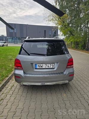 Grey Mercedes-Benz glk-200 2013 in Riga, with an engine capacity of 2.20 L and mileage of 186 thousand km for 10000 €, photo 5 on AUTOMOTO.COM.LV