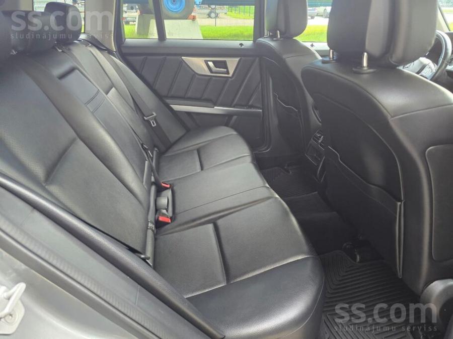 Grey Mercedes-Benz glk-200 2013 in Riga, with an engine capacity of 2.20 L and mileage of 186 thousand km for 10000 €, photo 10 on AUTOMOTO.COM.LV