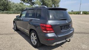 Pelēks Mercedes-Benz glk-200 2014 Marijampole, ar dzinēja tilpumu 2.10 L un nobraukumu 283 tūkst. km par 8700 €, foto 6 vietnē AUTOMOTO.COM.LV