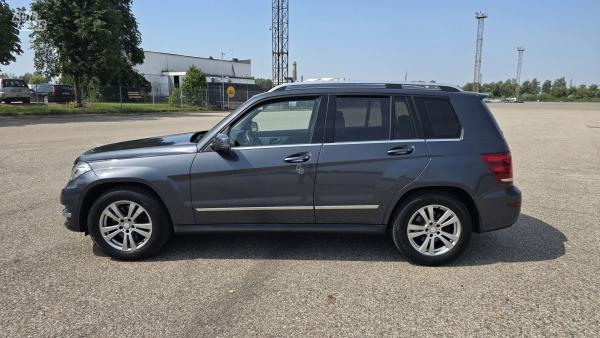 Pelēks Mercedes-Benz glk-200 2014 Marijampole, ar dzinēja tilpumu 2.10 L un nobraukumu 283 tūkst. km par 8700 €, foto 8 vietnē AUTOMOTO.COM.LV