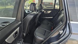 Pelēks Mercedes-Benz glk-200 2014 Marijampole, ar dzinēja tilpumu 2.10 L un nobraukumu 283 tūkst. km par 8700 €, foto 20 vietnē AUTOMOTO.COM.LV