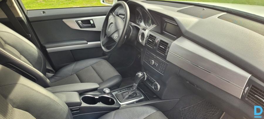 Balts Mercedes-Benz glk-200 2011 Kuldīga, ar dzinēja tilpumu 2.20 L un nobraukumu 324 tūkst. km par 6900 €, foto 9 vietnē AUTOMOTO.COM.LV
