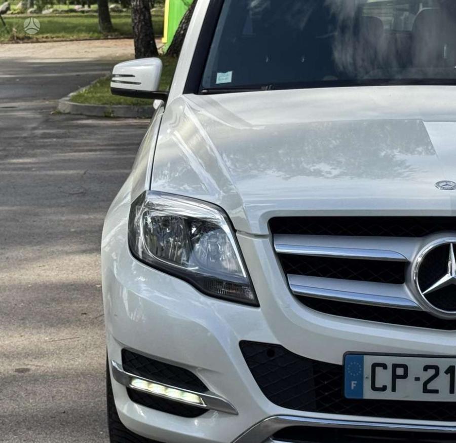 White Mercedes-Benz glk-200 2012 in Taurage, with an engine capacity of 2.14 L and mileage of 250 thousand km for 7999 €, photo 7 on AUTOMOTO.COM.LV