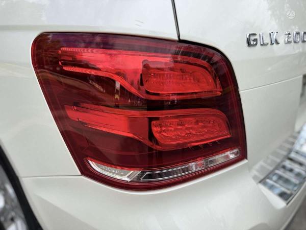 White Mercedes-Benz glk-200 2012 in Taurage, with an engine capacity of 2.14 L and mileage of 250 thousand km for 7999 €, photo 11 on AUTOMOTO.COM.LV