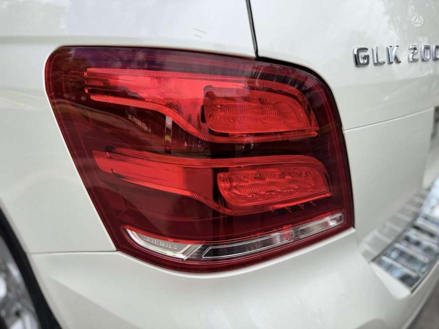 White Mercedes-Benz glk-200 2012 in Taurage, with an engine capacity of 2.14 L and mileage of 250 thousand km for 7999 €, photo 11 on AUTOMOTO.COM.LV