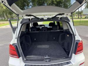 White Mercedes-Benz glk-200 2012 in Taurage, with an engine capacity of 2.14 L and mileage of 250 thousand km for 7999 €, photo 19 on AUTOMOTO.COM.LV