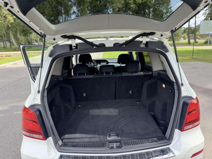 White Mercedes-Benz glk-200 2012 in Taurage, with an engine capacity of 2.14 L and mileage of 250 thousand km for 7999 €, photo 19 on AUTOMOTO.COM.LV