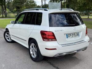 White Mercedes-Benz glk-200 2012 in Taurage, with an engine capacity of 2.14 L and mileage of 250 thousand km for 7999 €, photo 20 on AUTOMOTO.COM.LV