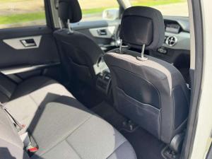 Balts Mercedes-Benz glk-200 2012 Tauragė, ar dzinēja tilpumu 2.14 L un nobraukumu 250 tūkst. km par 7500 €, foto 13 vietnē AUTOMOTO.COM.LV