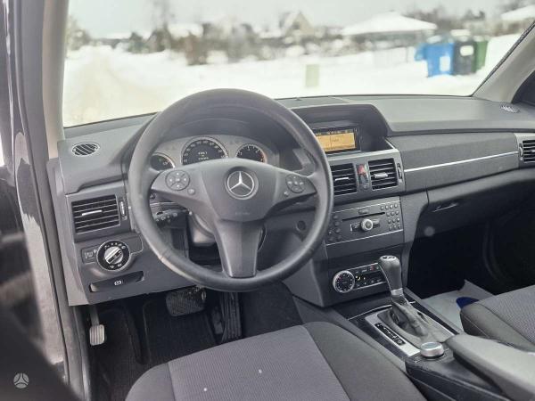Melns Mercedes-Benz GLK 220 2009 Viļņa, ar dzinēja tilpumu 2.14 L un nobraukumu 210 tūkst. km par 5999 €, foto 5 vietnē AUTOMOTO.COM.LV