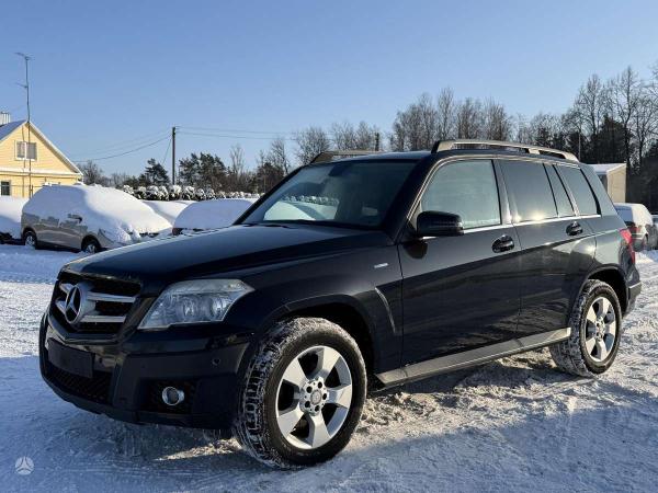 Black Mercedes-Benz GLK 220 2009 in Utena, with an engine capacity of 2.14 L and mileage of 257 thousand km for 6990 €, photo 2 on AUTOMOTO.COM.LV