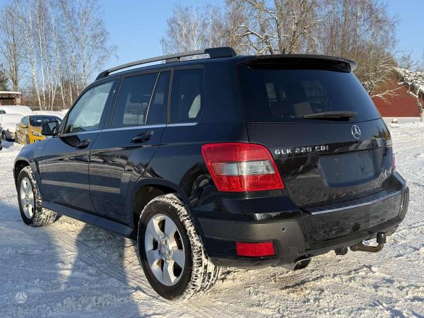 Black Mercedes-Benz GLK 220 2009 in Utena, with an engine capacity of 2.14 L and mileage of 257 thousand km for 6990 €, photo 5 on AUTOMOTO.COM.LV