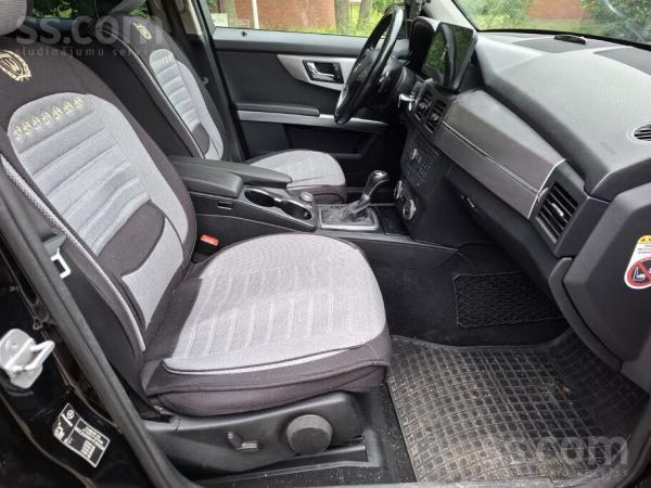 Melns Mercedes-Benz GLK 220 2009 Preiļi, ar dzinēja tilpumu 2.20 L un nobraukumu 400 tūkst. km par 7560 €, foto 6 vietnē AUTOMOTO.COM.LV