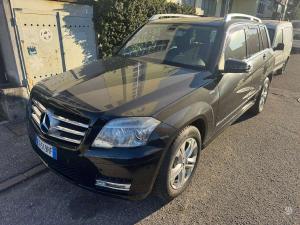 Black Mercedes-Benz GLK 220 2010 in Kaunas, with an engine capacity of 2.14 L and mileage of 219 thousand km for 4650 €, photo  on AUTOMOTO.COM.LV