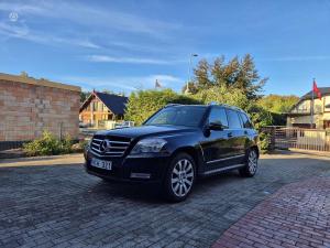 Black Mercedes-Benz GLK 220 2010 in Kaunas, with an engine capacity of 2.14 L and mileage of 332 thousand km for 6400 €, photo 8 on AUTOMOTO.COM.LV