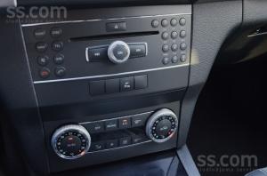 Black Mercedes-Benz GLK 220 2010 in Riga, with an engine capacity of 2.20 L and mileage of 311 thousand km for 7990 €, photo 22 on AUTOMOTO.COM.LV