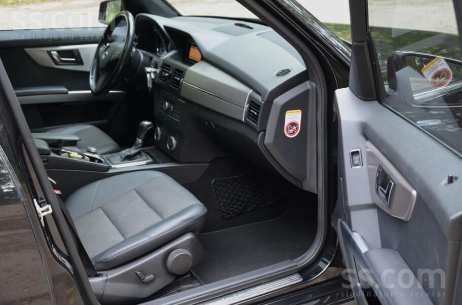 Black Mercedes-Benz GLK 220 2010 in Riga, with an engine capacity of 2.20 L and mileage of 311 thousand km for 7990 €, photo 25 on AUTOMOTO.COM.LV