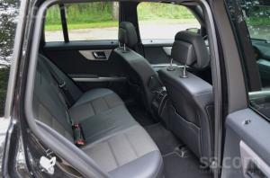 Black Mercedes-Benz GLK 220 2010 in Riga, with an engine capacity of 2.20 L and mileage of 311 thousand km for 7990 €, photo 26 on AUTOMOTO.COM.LV