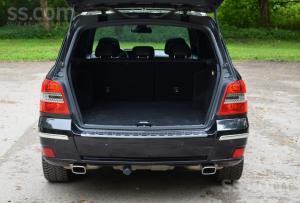 Black Mercedes-Benz GLK 220 2010 in Riga, with an engine capacity of 2.20 L and mileage of 311 thousand km for 7990 €, photo 27 on AUTOMOTO.COM.LV