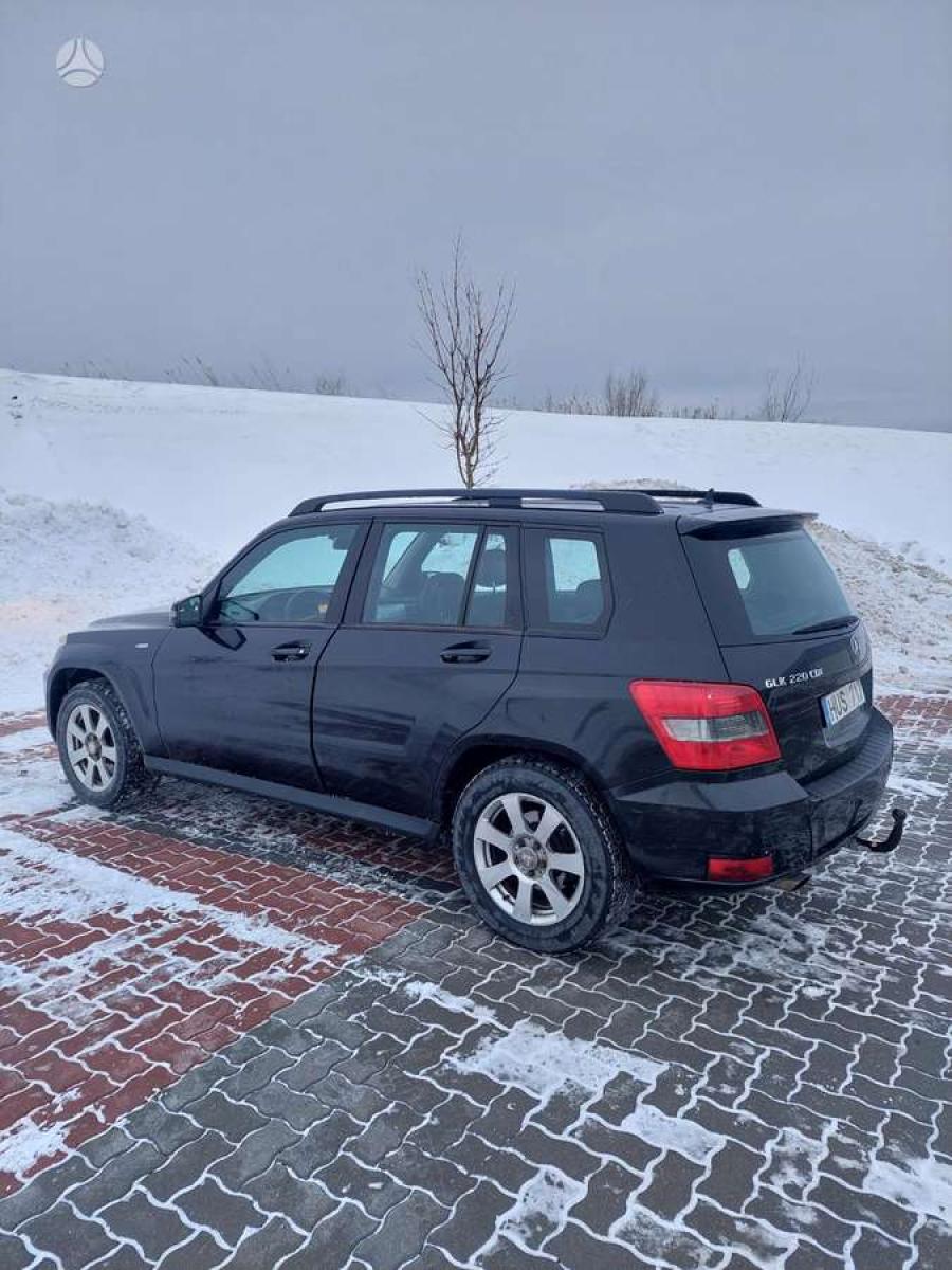 Melns Mercedes-Benz GLK 220 2011 Klaipėda, ar dzinēja tilpumu 2.10 L un nobraukumu 368 tūkst. km par 5600 €, foto 4 vietnē AUTOMOTO.COM.LV