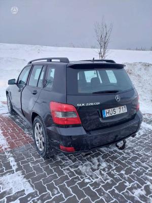 Melns Mercedes-Benz GLK 220 2011 Klaipėda, ar dzinēja tilpumu 2.10 L un nobraukumu 368 tūkst. km par 5600 €, foto 8 vietnē AUTOMOTO.COM.LV