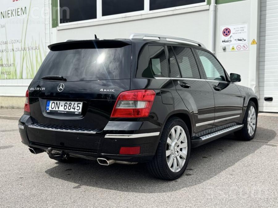 Melns Mercedes-Benz GLK 220 2011 Tukums, ar dzinēja tilpumu 2.20 L un nobraukumu 264 tūkst. km par 9790 €, foto 4 vietnē AUTOMOTO.COM.LV