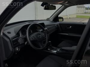 Melns Mercedes-Benz GLK 220 2011 Tukums, ar dzinēja tilpumu 2.20 L un nobraukumu 264 tūkst. km par 9790 €, foto 7 vietnē AUTOMOTO.COM.LV