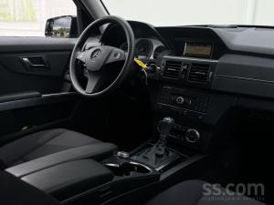 Melns Mercedes-Benz GLK 220 2011 Tukums, ar dzinēja tilpumu 2.20 L un nobraukumu 264 tūkst. km par 9790 €, foto 8 vietnē AUTOMOTO.COM.LV