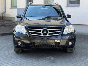 Black Mercedes-Benz GLK 220 2011 in Jelgava, with an engine capacity of 2.20 L and mileage of 0 thousand km for 8990 €, photo 4 on AUTOMOTO.COM.LV