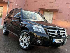 Black Mercedes-Benz GLK 220 2011 in Utena, with an engine capacity of 2.20 L and mileage of 351 thousand km for 4990 €, photo 6 on AUTOMOTO.COM.LV