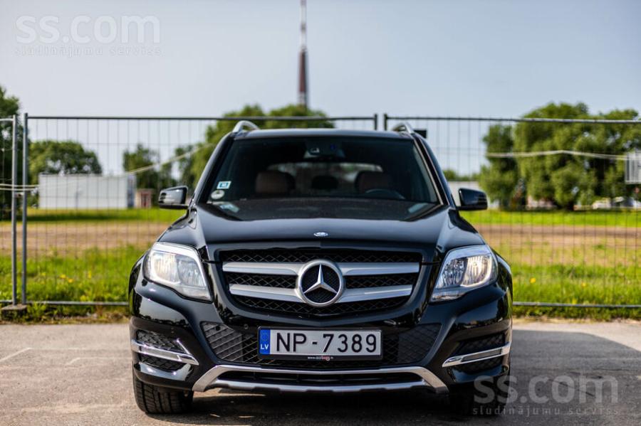 Melns Mercedes-Benz GLK 220 2012 Rīga, ar dzinēja tilpumu 2.20 L un nobraukumu 277 tūkst. km par 13990 €, foto 3 vietnē AUTOMOTO.COM.LV