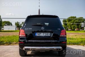 Melns Mercedes-Benz GLK 220 2012 Rīga, ar dzinēja tilpumu 2.20 L un nobraukumu 277 tūkst. km par 13990 €, foto 8 vietnē AUTOMOTO.COM.LV