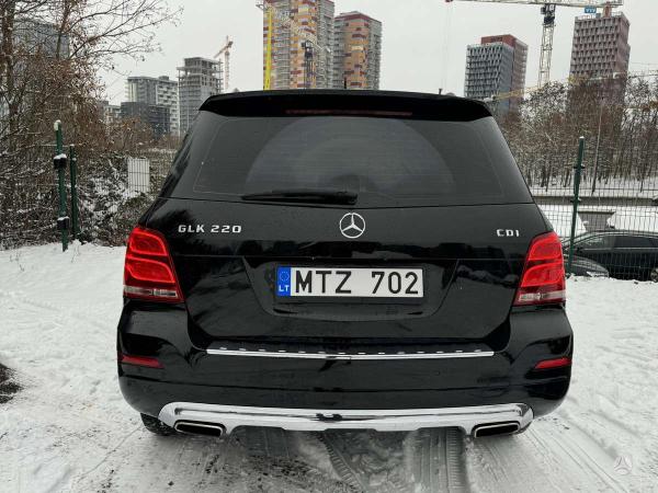 Black Mercedes-Benz GLK 220 2012 in Vilnius, with an engine capacity of 2.14 L and mileage of 332 thousand km for 9999 €, photo 9 on AUTOMOTO.COM.LV
