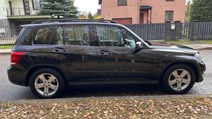 Black Mercedes-Benz GLK 220 2012 in Vilnius, with an engine capacity of 2.14 L and mileage of 288 thousand km for 10350 €, photo 6 on AUTOMOTO.COM.LV