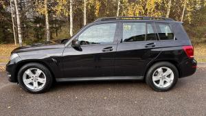 Black Mercedes-Benz GLK 220 2012 in Vilnius, with an engine capacity of 2.14 L and mileage of 288 thousand km for 10350 €, photo 10 on AUTOMOTO.COM.LV