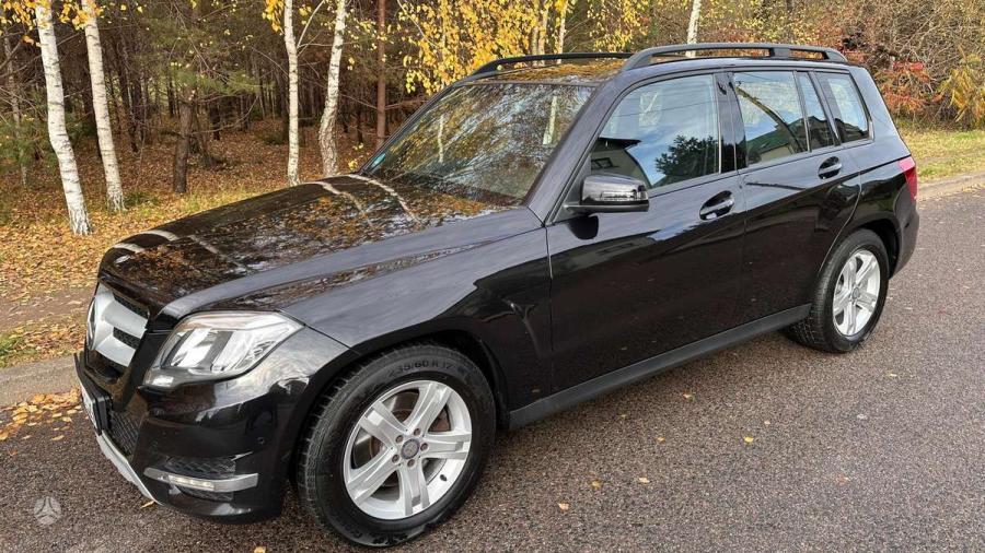 Black Mercedes-Benz GLK 220 2012 in Vilnius, with an engine capacity of 2.14 L and mileage of 288 thousand km for 10350 €, photo 11 on AUTOMOTO.COM.LV