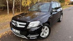 Black Mercedes-Benz GLK 220 2012 in Vilnius, with an engine capacity of 2.14 L and mileage of 288 thousand km for 10350 €, photo 12 on AUTOMOTO.COM.LV