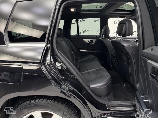 Melns Mercedes-Benz GLK 220 2012 Avižieniai, ar dzinēja tilpumu 2.00 L un nobraukumu 303 tūkst. km par 10500 €, foto 9 vietnē AUTOMOTO.COM.LV